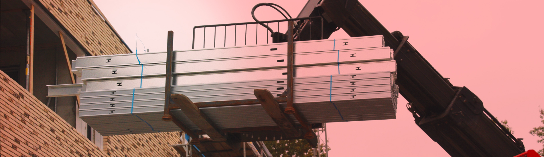 360 ° fork carriage for rotating telehandler - Manitou