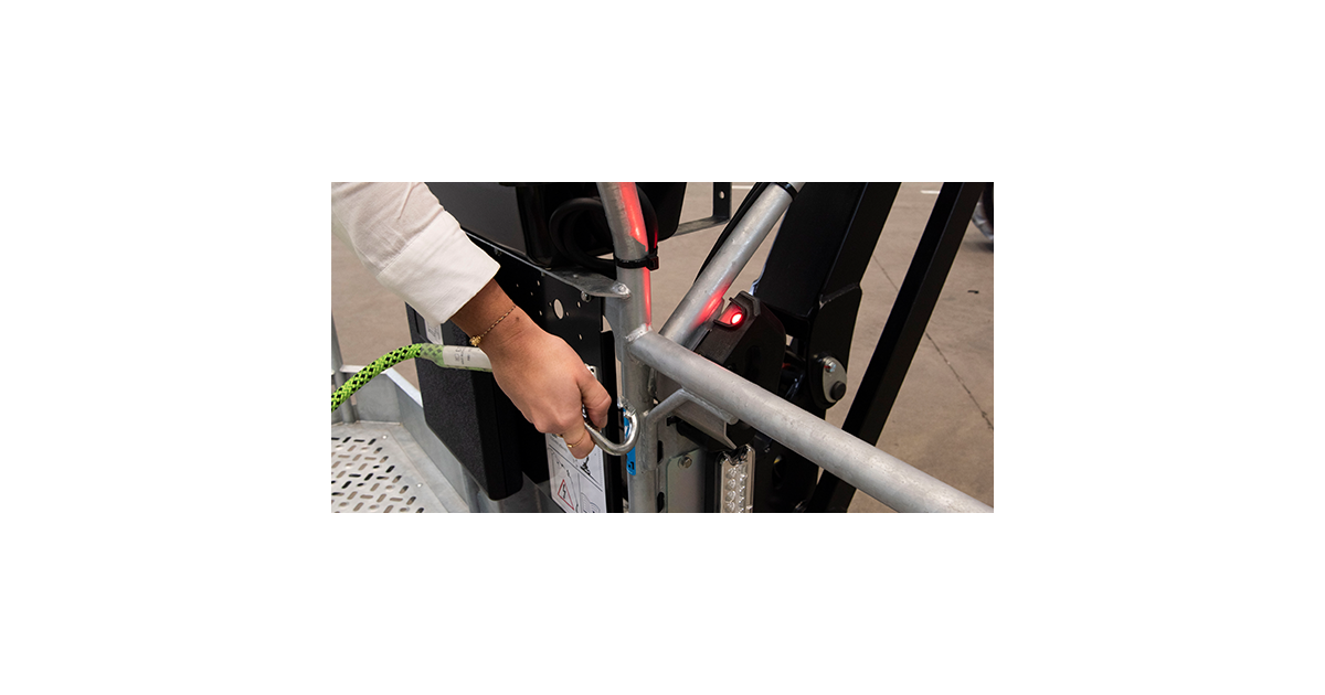 Our innovations - OSS - Operation Safety System | Manitou